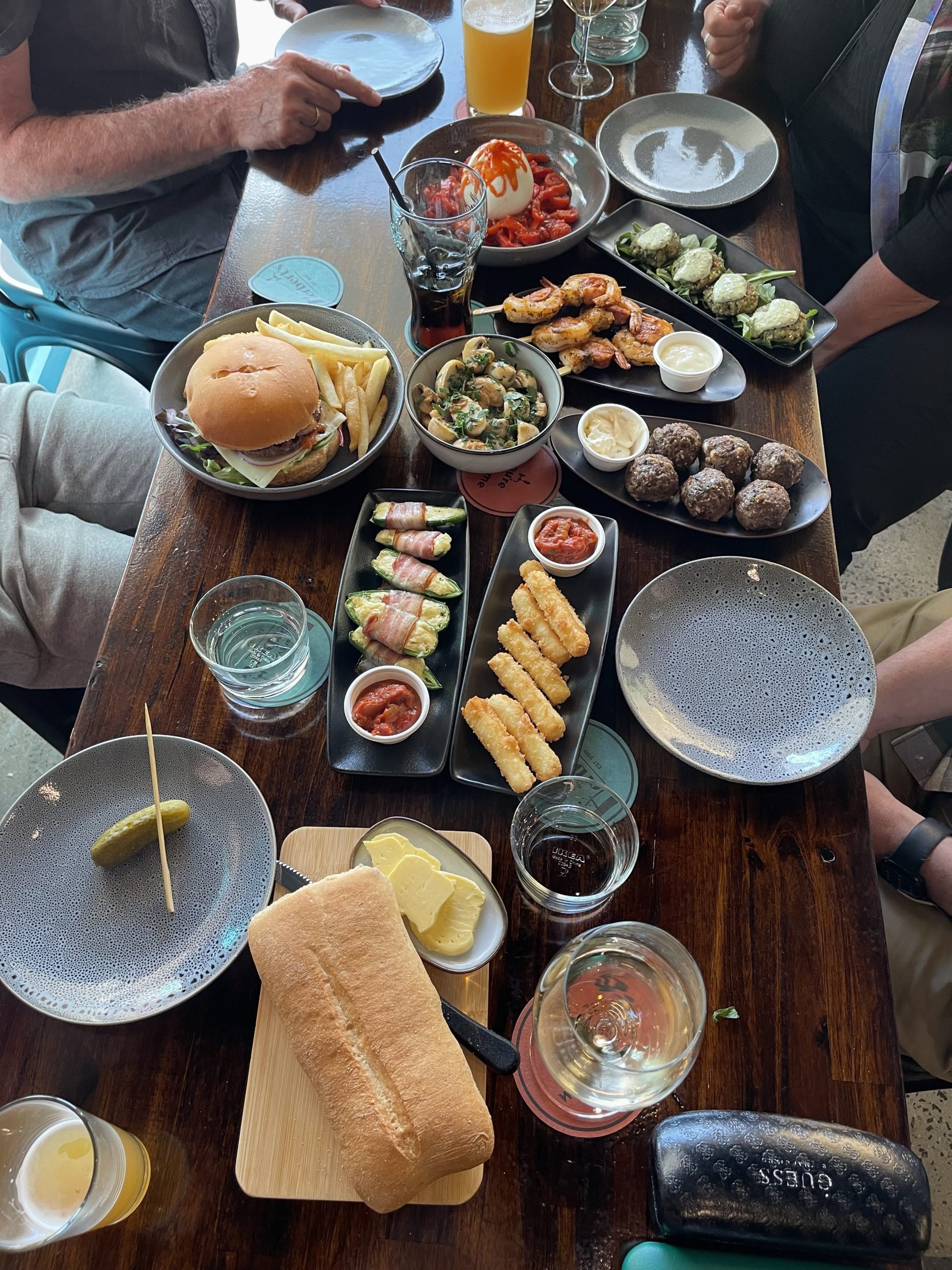 Home - Herbert's at Evatt